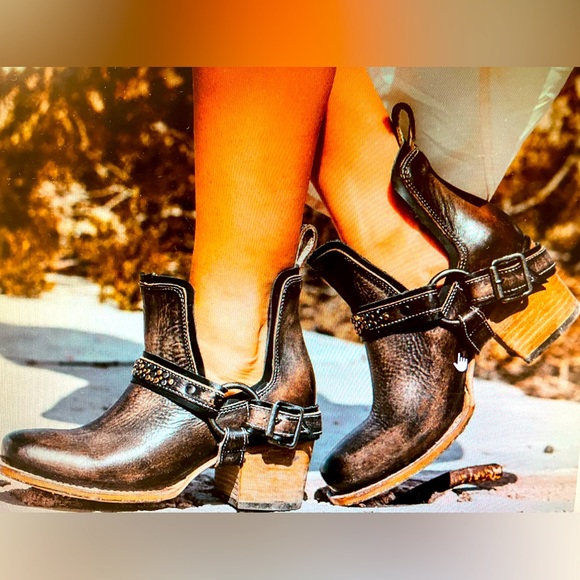 Freebird by Steven | Shoes | Freebird Dusty Black Distressed Boots Size ...